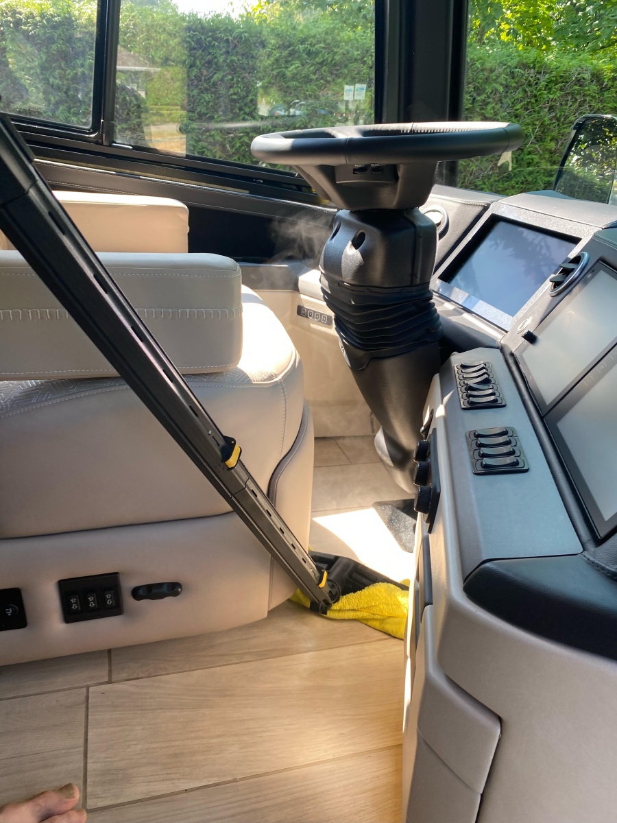 Mobile RV & Motor Home Detailing – Unique Detailing